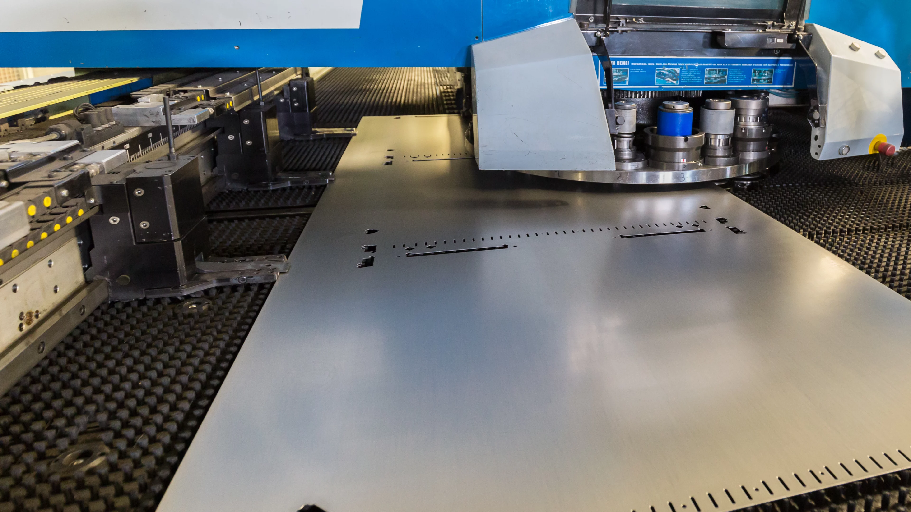 Metal stamping & metal punching: precise